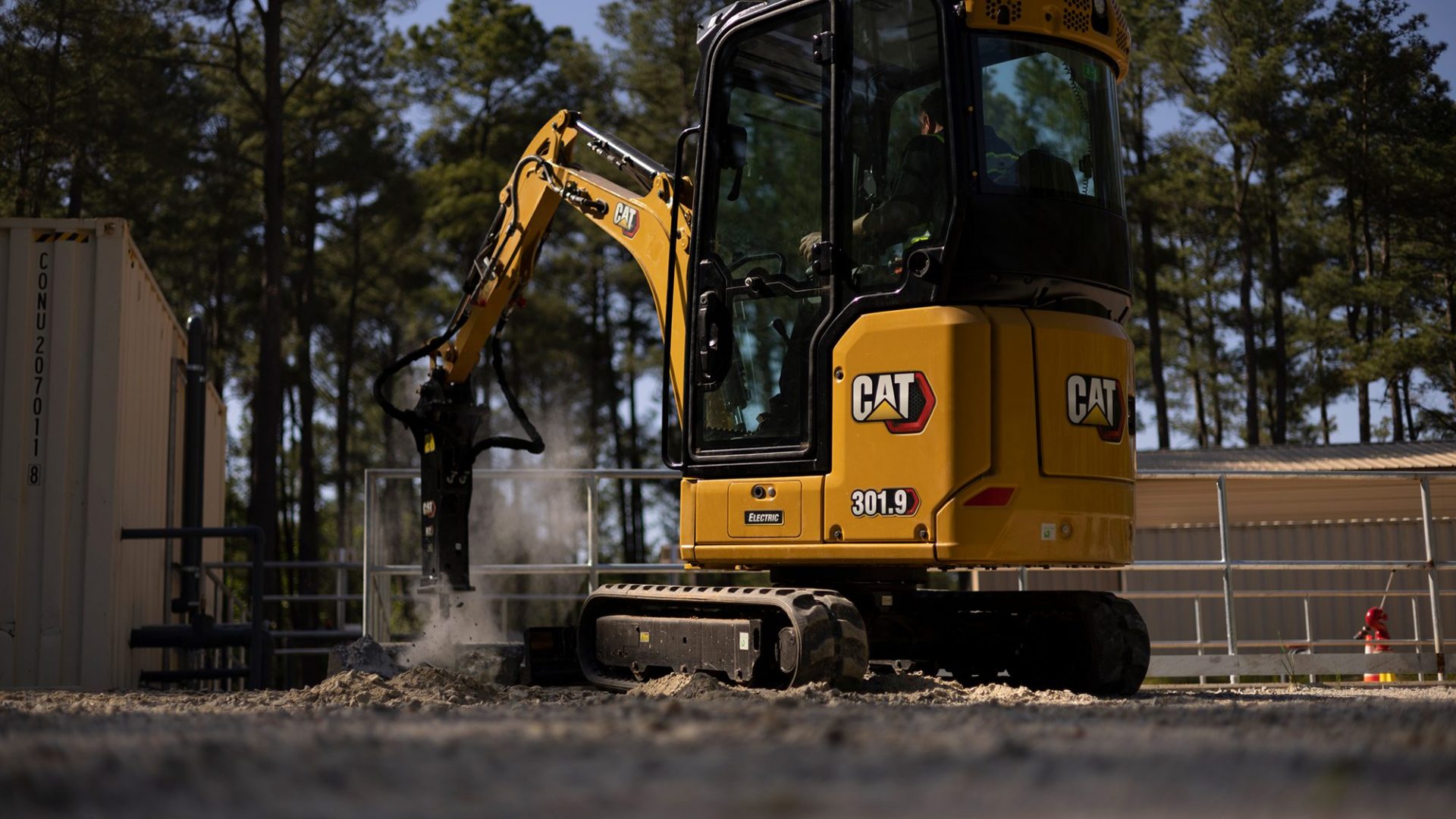 Zeppelin præsenterer fire batteridrevne Cat maskiner på Bauma ...