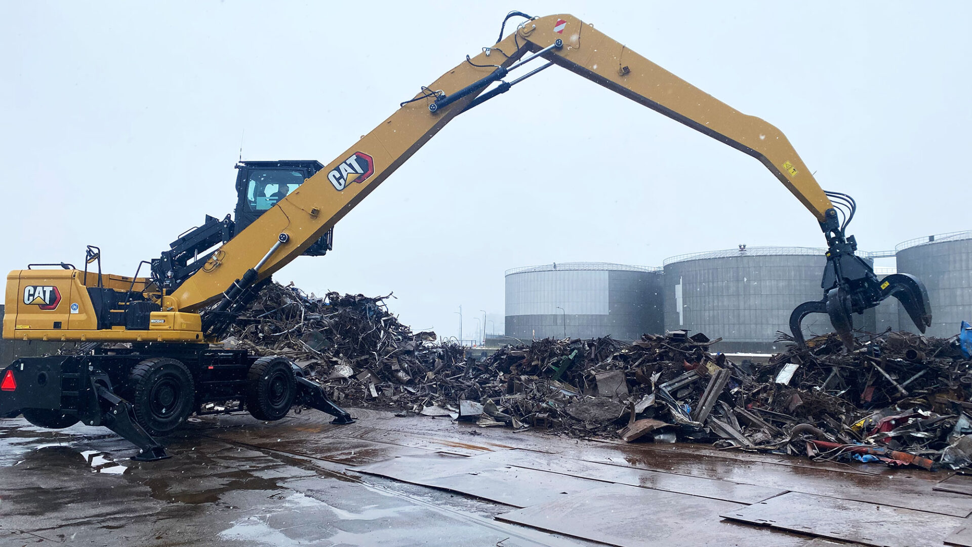 Cat MH 3040 Material Handler - Zeppelin CAT DK